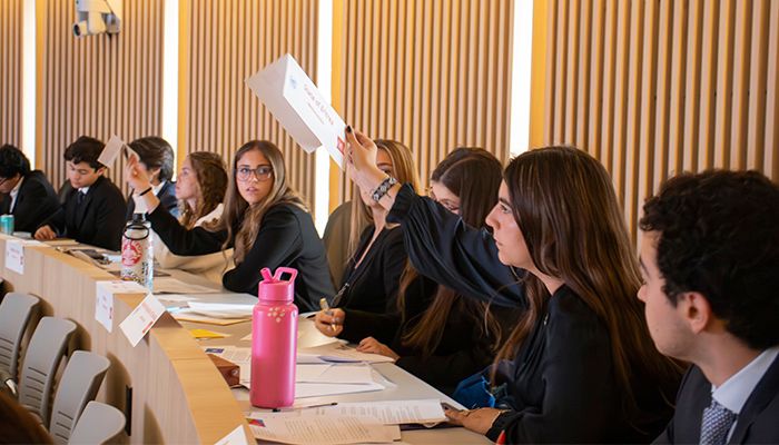 Estudiantes IBERO Conquistan Cuatro Primeros Lugares en Iberomun 2025